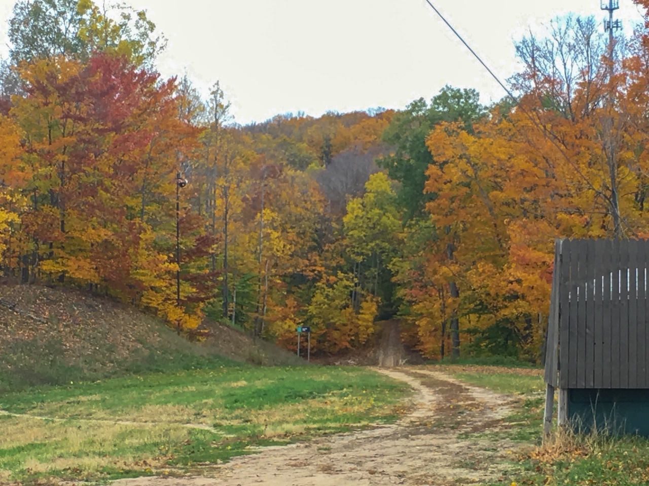 The One Fall Color Tour You Must take in Northern Michigan
